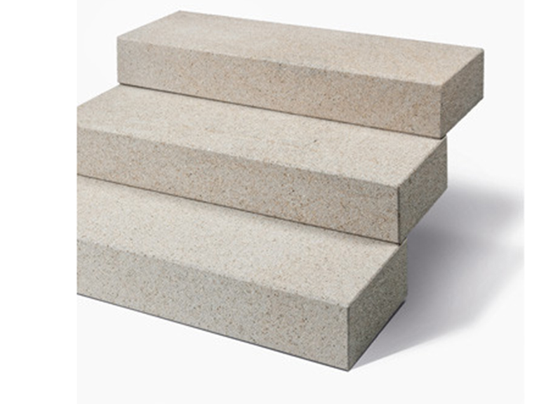 Granit Blockstufen Sol gestockt - OTT Natursteine - Baustoffrecycling